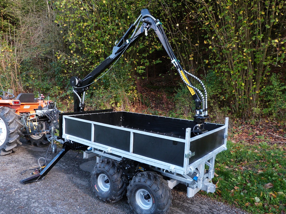 Video Quad Avec Remorque Forestiere at Bella Pflaum blog